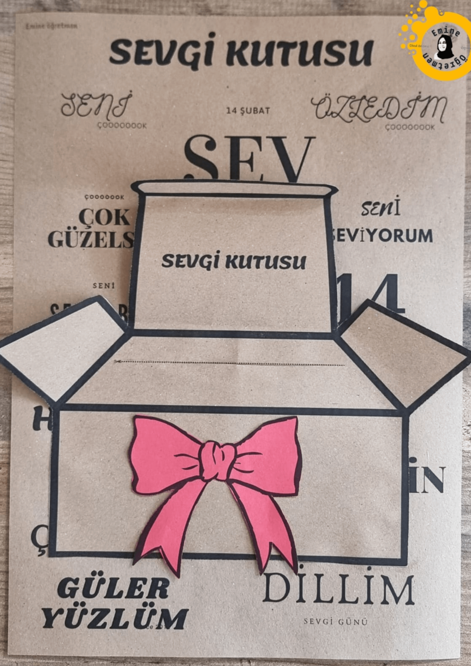 Sevgi Günü İçin "Sevgi Günü Kutusu" Kağıt Etkinliği - Annenin Okulu